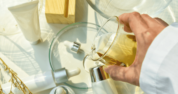 Organic Vs Synthetic Ingredients: Their Difference In Skincare Formulation